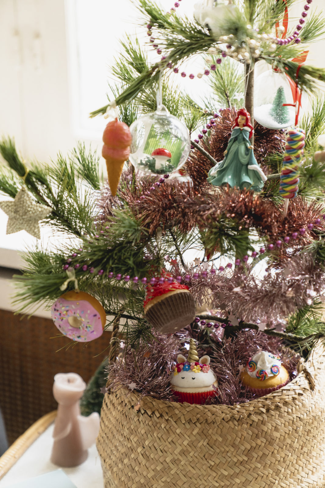 Ons huis in kerstsferen in de vtwonen | stylingheroes.nl